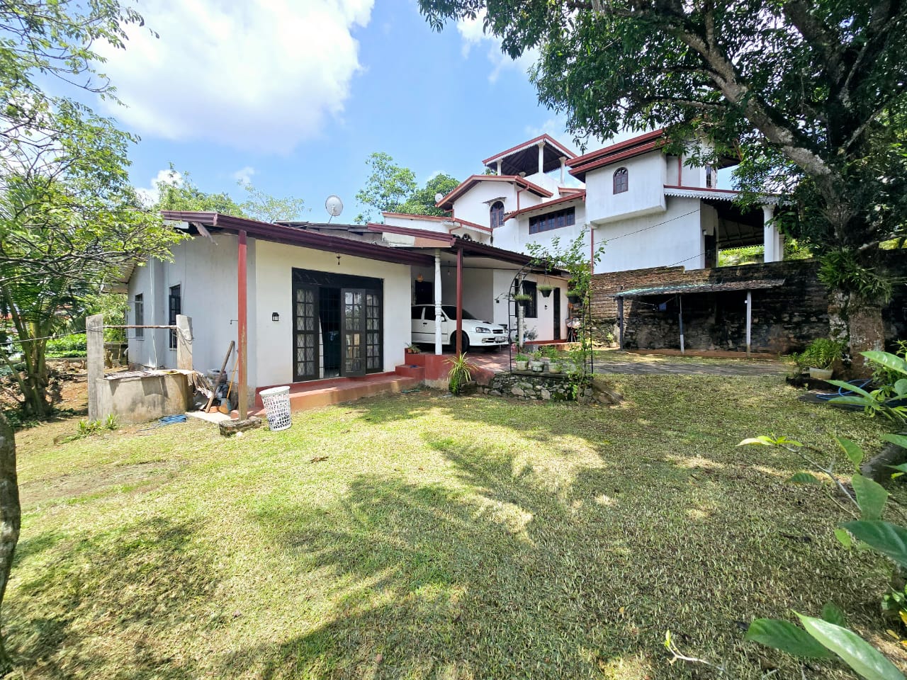 20 Perches Land & Old Single Story House For Sale In Hokandara Road ...
