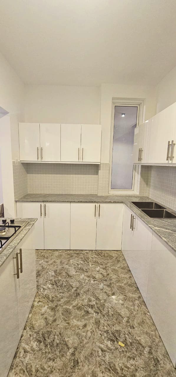 Brand new Super Luxury Villa type Fully Air conditioned house with ...